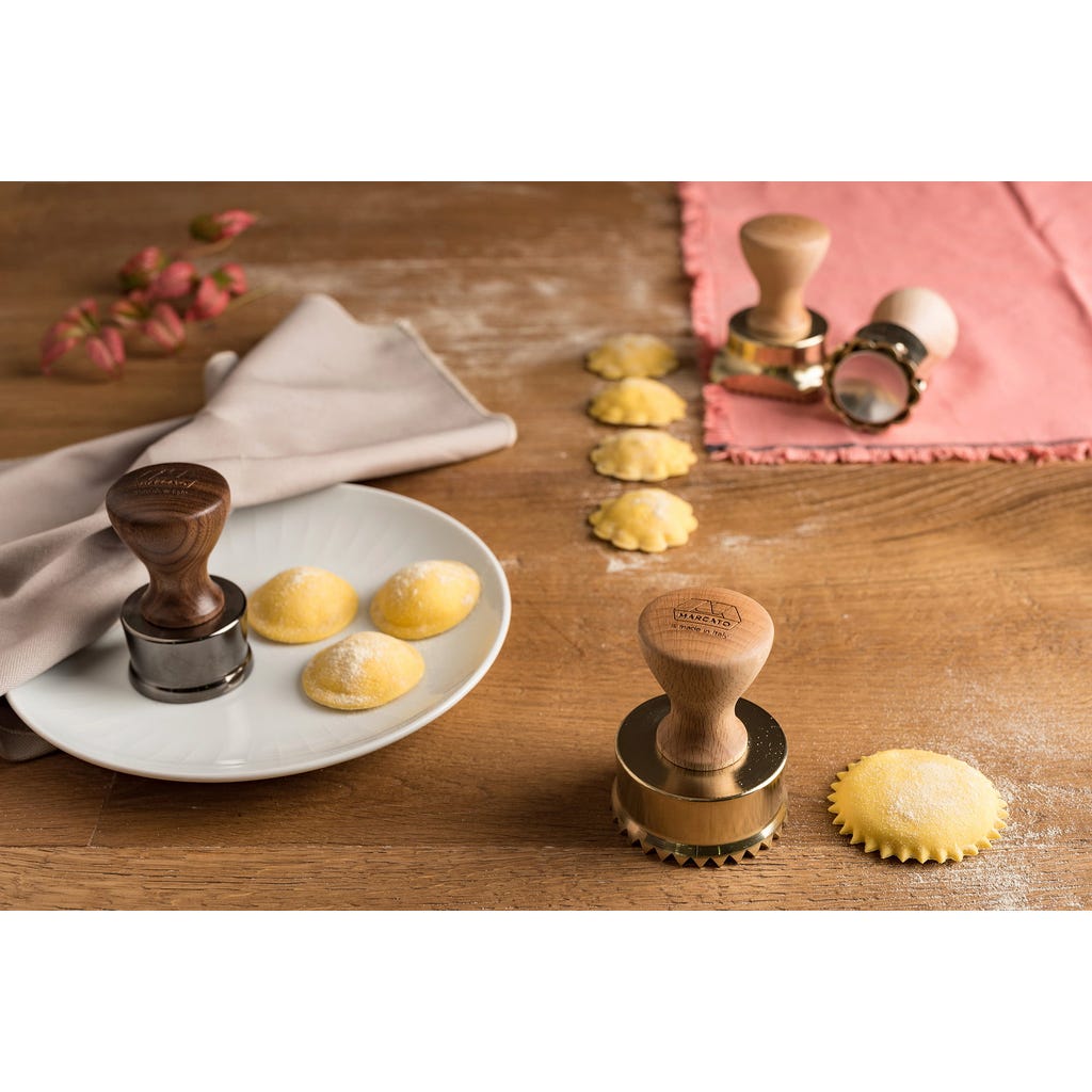 Marcato Round Ravioli Stamp, Flower Shape - Interismo Online Shop Global